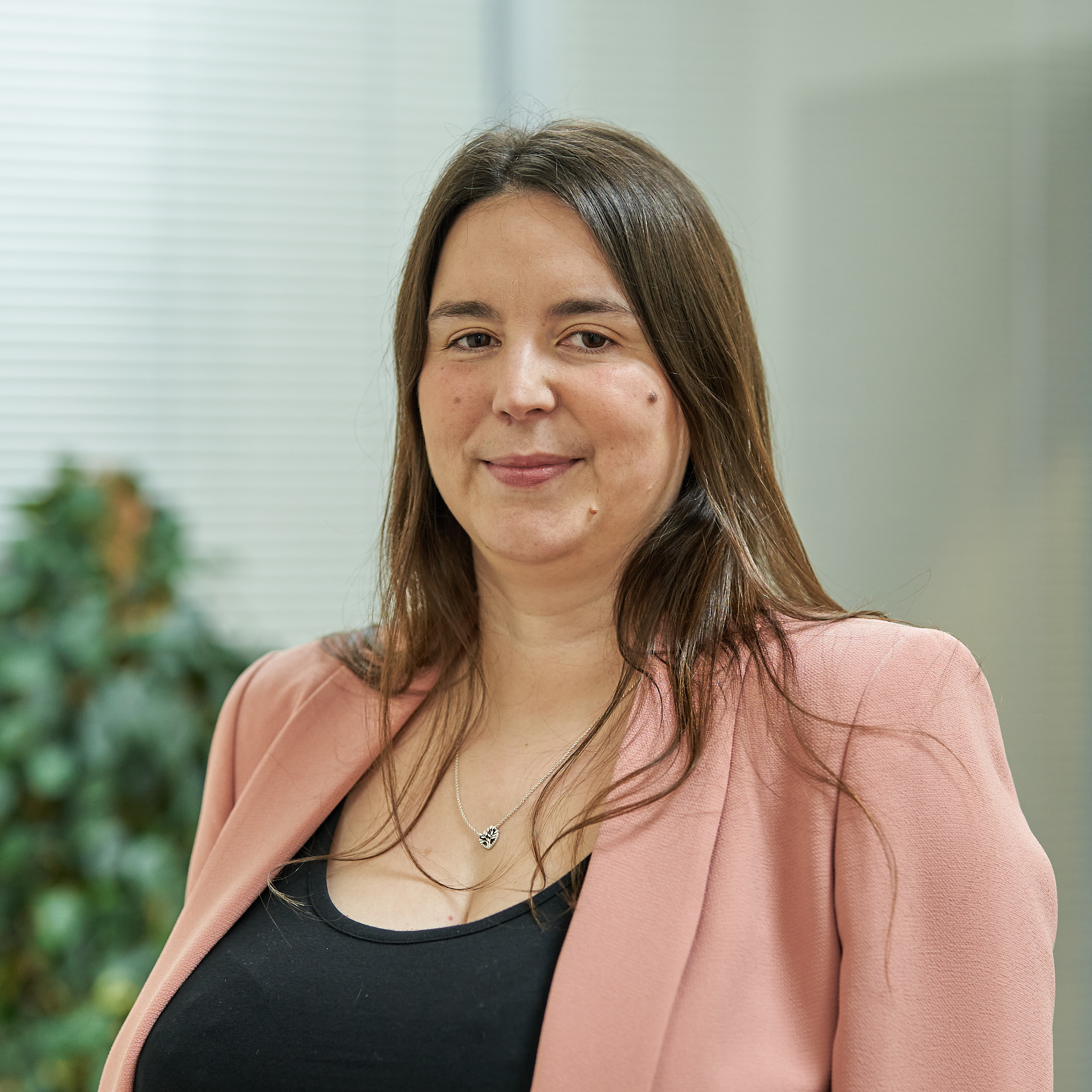 Lara Evans | East & South East | Affinia